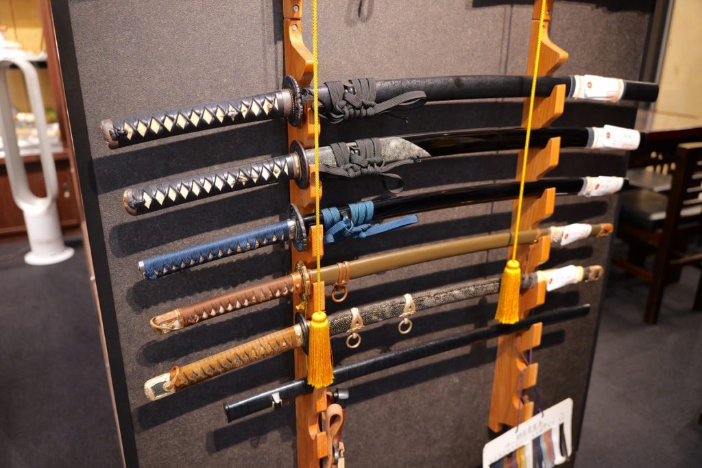 Where to Buy a Japanese Sword in Tokyo – Visit Chiyoda